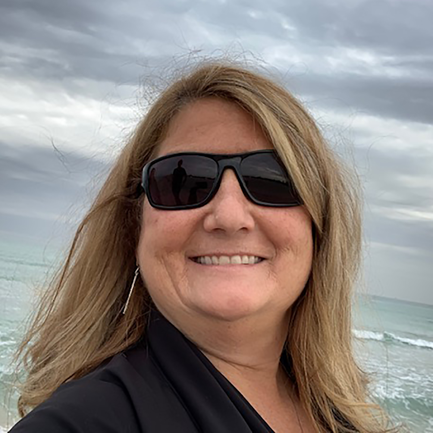 Denise's Patient Story - Partial Knee Replacement